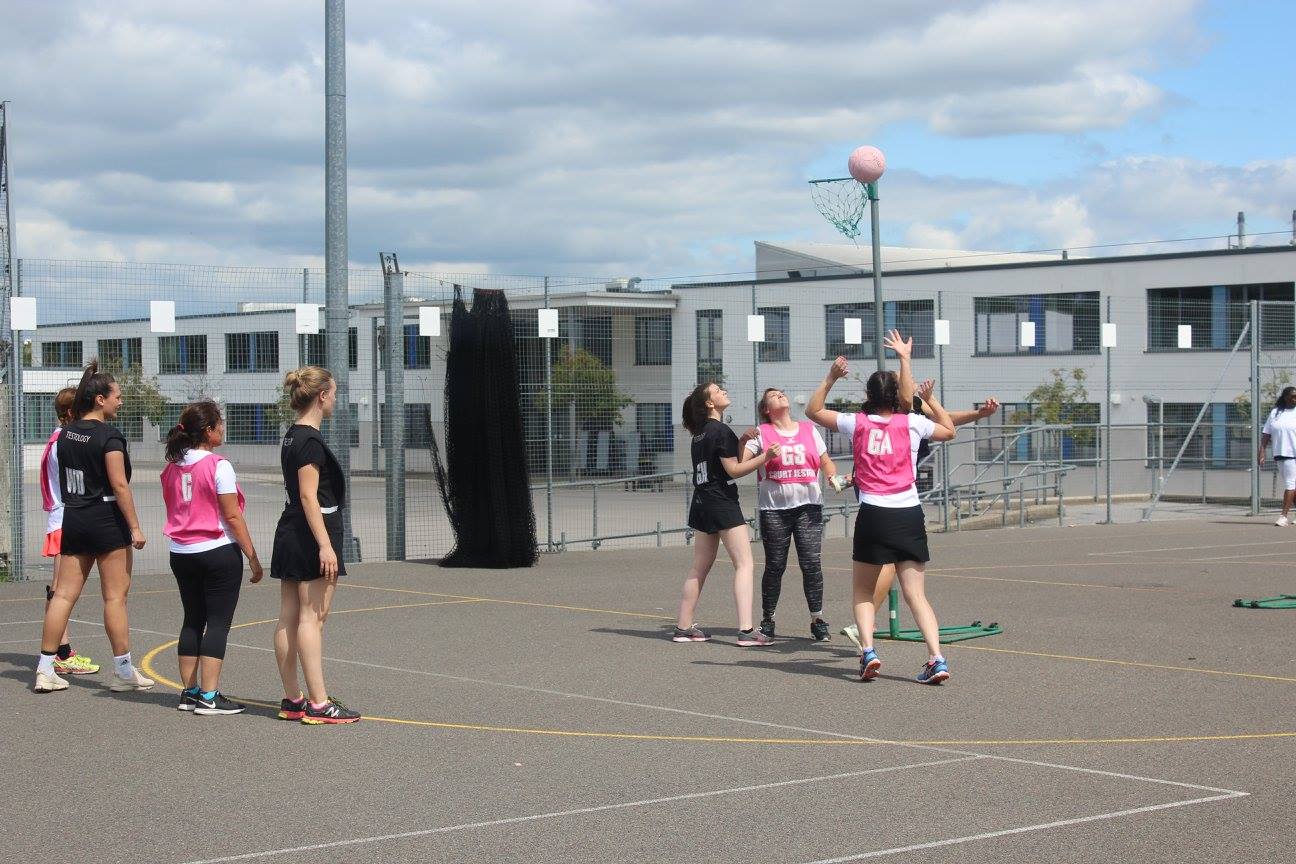 York Tuesday - Play Netball